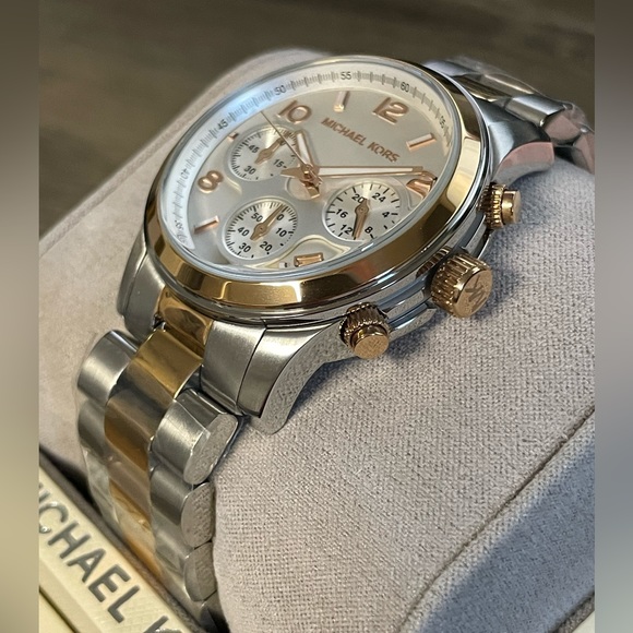 Michael Kors | Accessories | Michael Kors Runway Silverrose Gold Womens ...